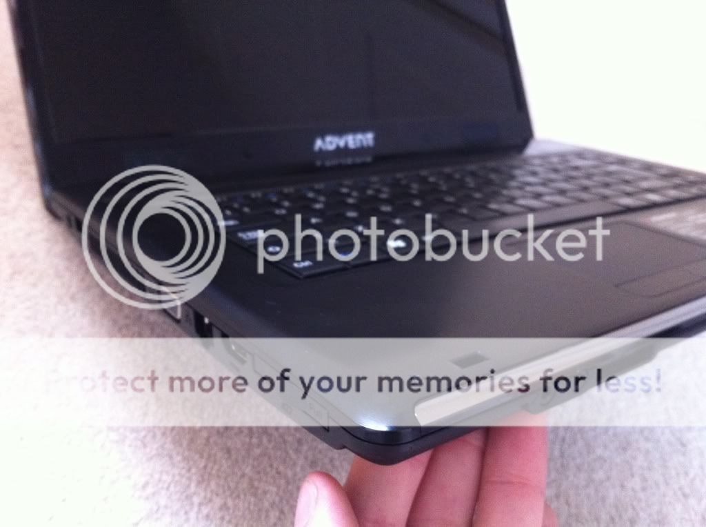 For Sale - Advent Roma Laptop, Dual Core, 3GB RAM, 320GB HDD ...