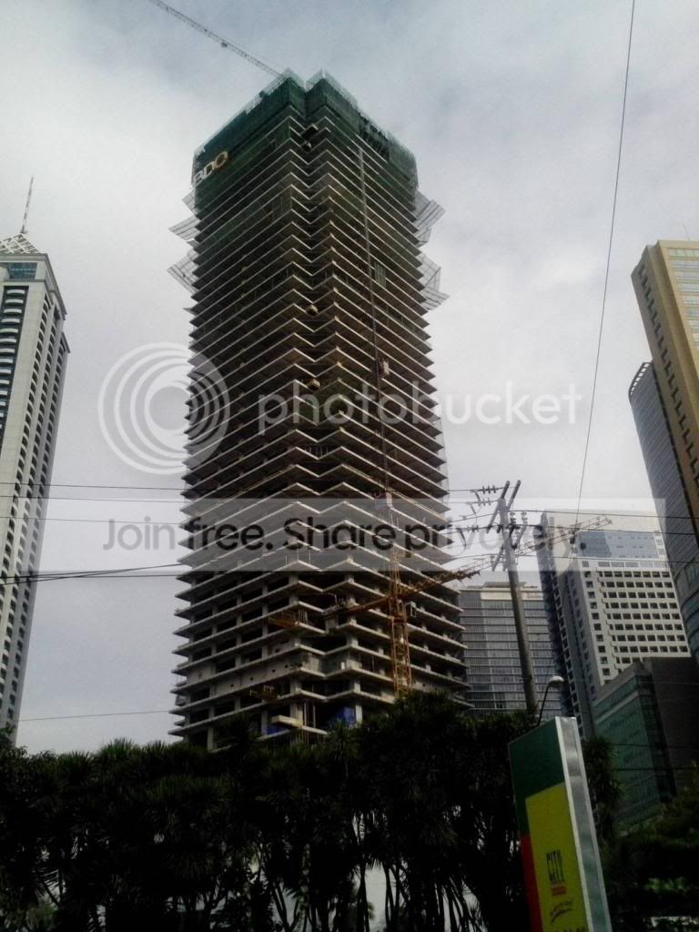 MANILA | BDO Corporate Center Ortigas | 211m | 690ft | 47 fl | Com ...